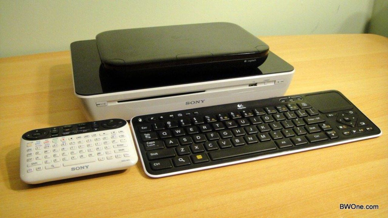 Sony Internet TV Player Vs. Logitech Revue | Google TV