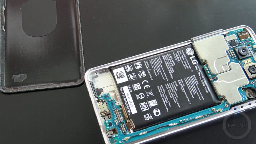 LG G6 Hands On & First Impression - BWOne